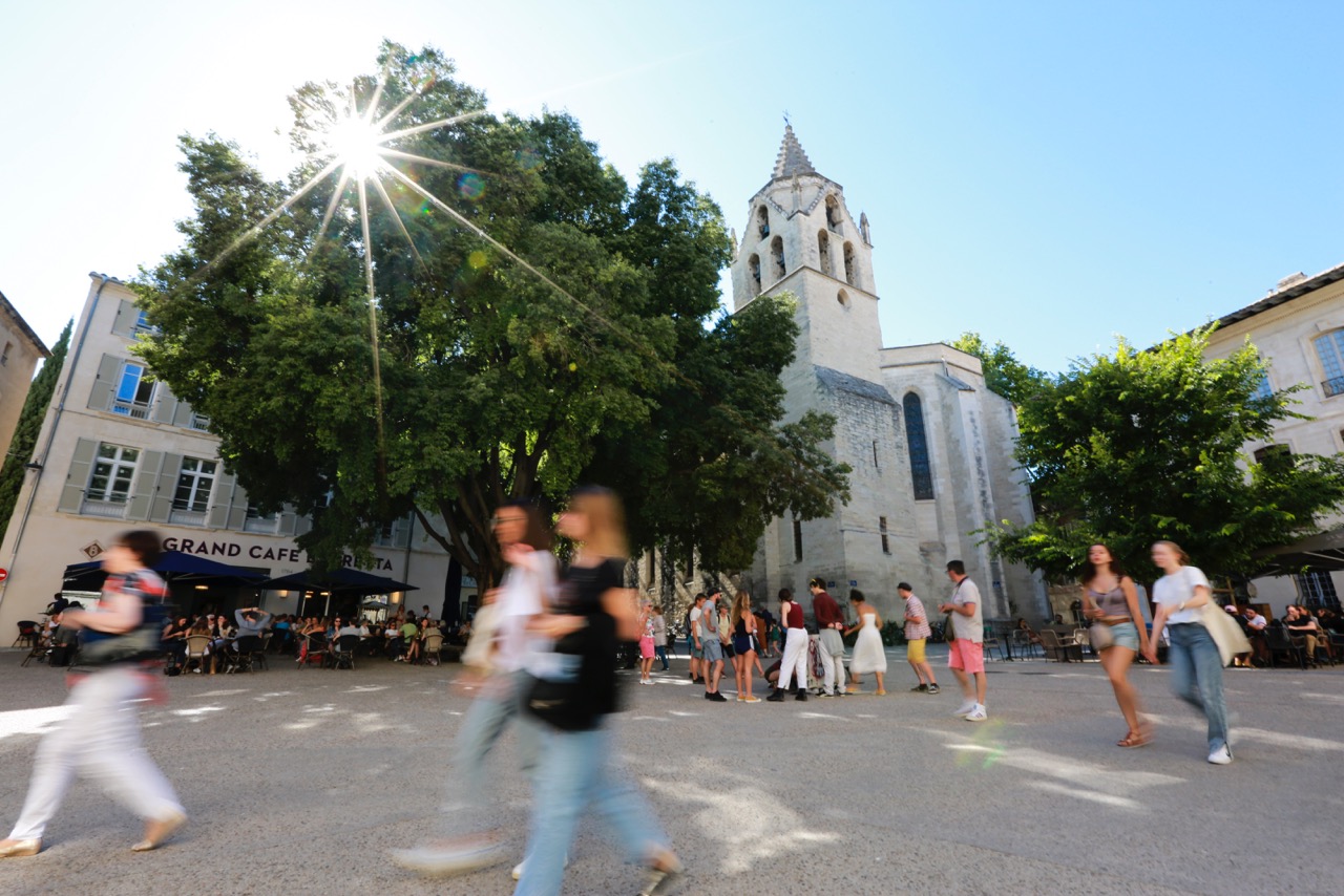 Réhabilitation de la place Saint Didier - Mairie d'Avignon - Site officiel